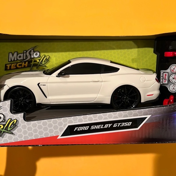 Maisto Tech R/C | Toys | Nib Maisto Tech Rc Ford Shelby Gt35 White ...